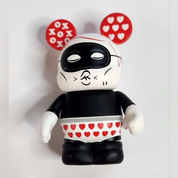 Disney | Toys | Disney Urban Redux Series 2 Vinylmation Thomas Scott 3 Kissing Bandit Figurine ...